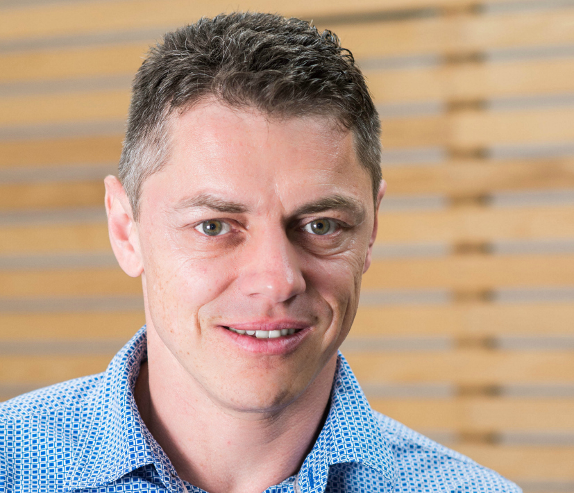 Martin Chmelík - Soitron